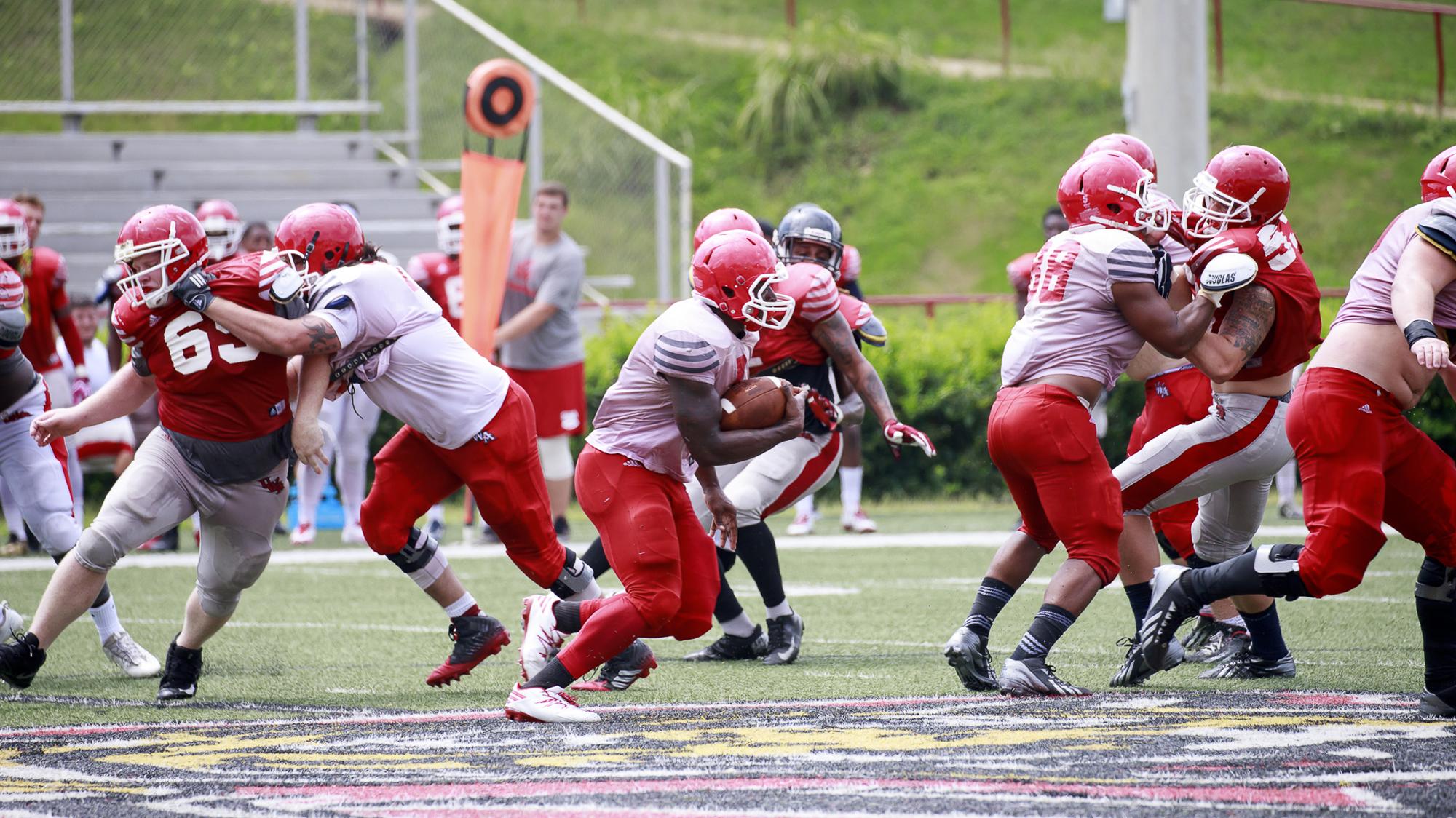 Tevin Moore - Football - University of West Alabama Athletics