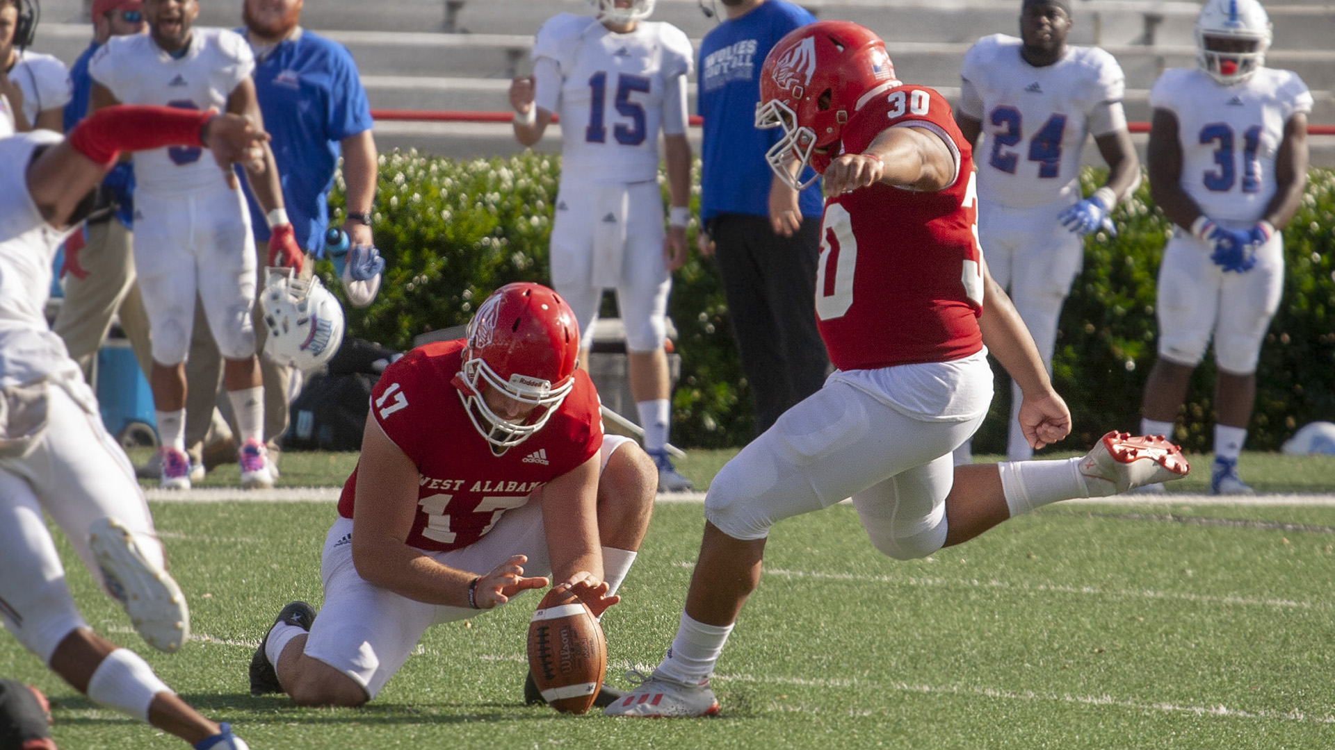 Jackson’s Field Goal as Time Expires Lifts UWA to 13-10 Win ...