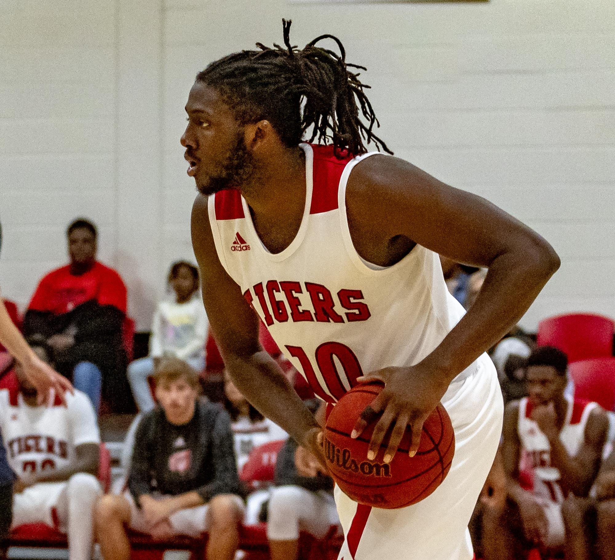 Tyrus Grayson - Men's Basketball - University of West Alabama Athletics
