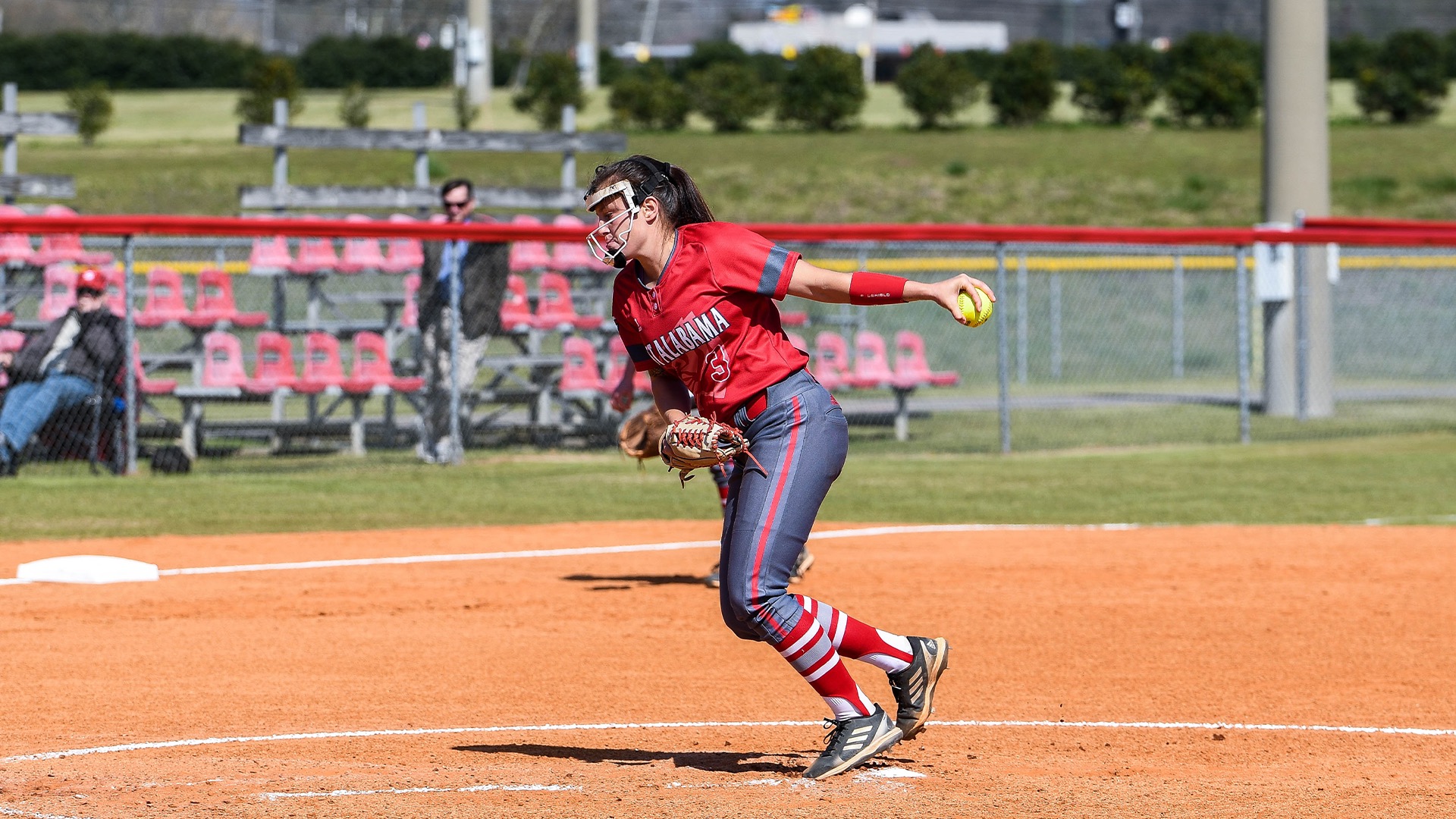 Wright Makes History with 14 Strikeout No-Hitter as Softball Takes Down ...