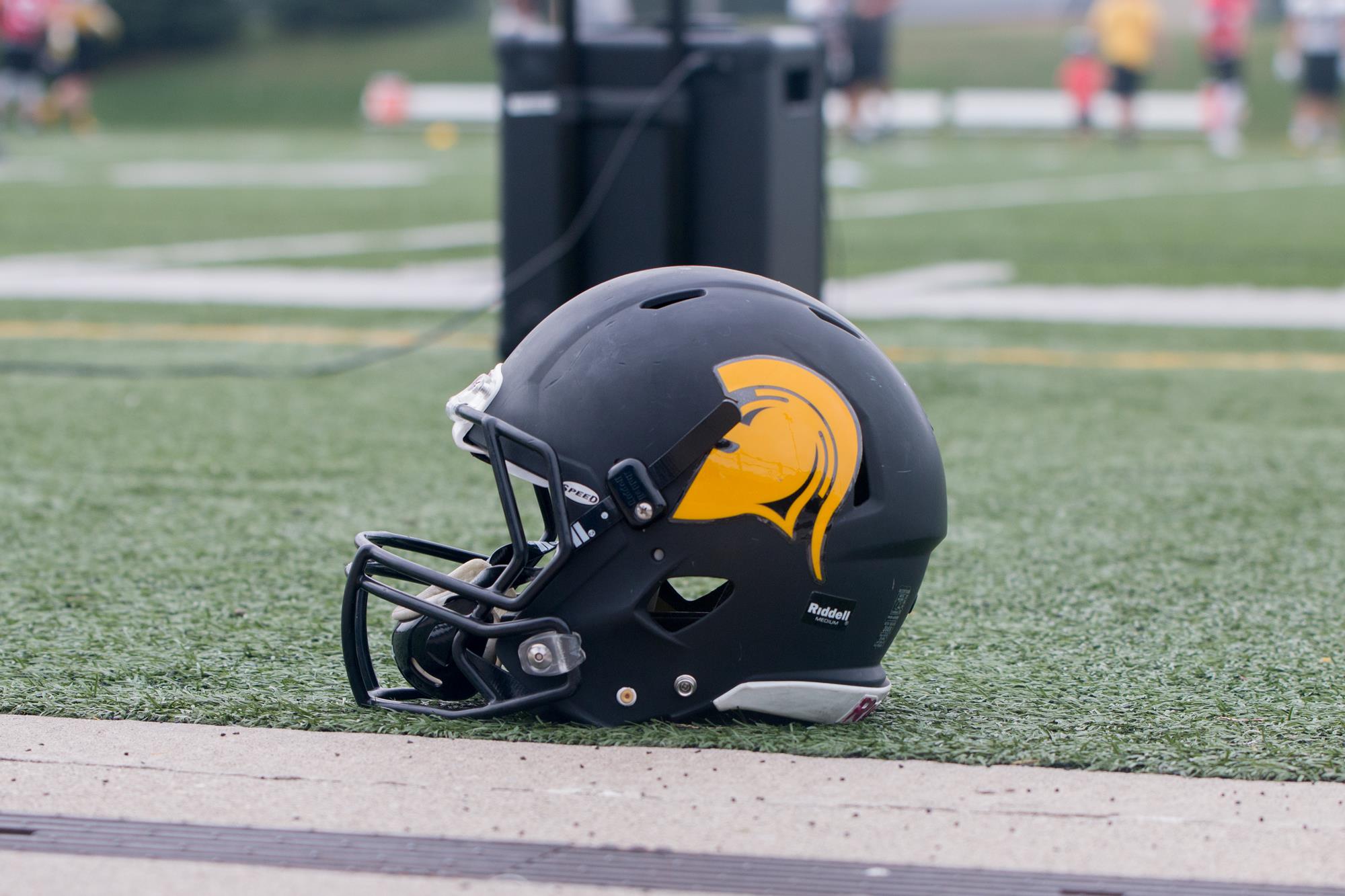 Back in Black; Football opens up training camp - University of Waterloo ...
