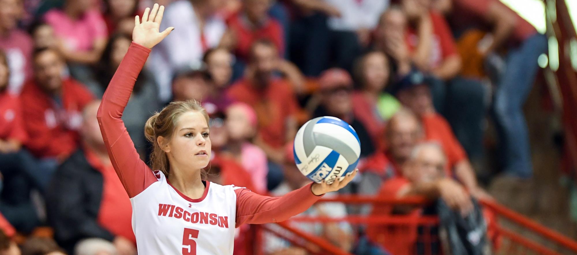 Riley Bell | Volleyball | Wisconsin Badgers
