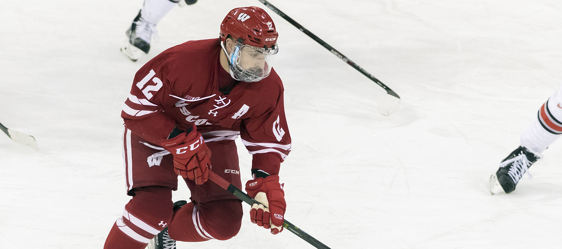 Grant Besse | Men's Hockey | Wisconsin Badgers