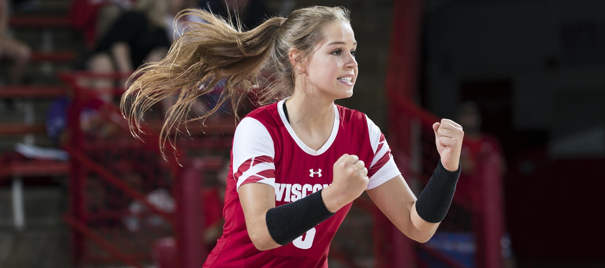 Riley Bell | Volleyball | Wisconsin Badgers