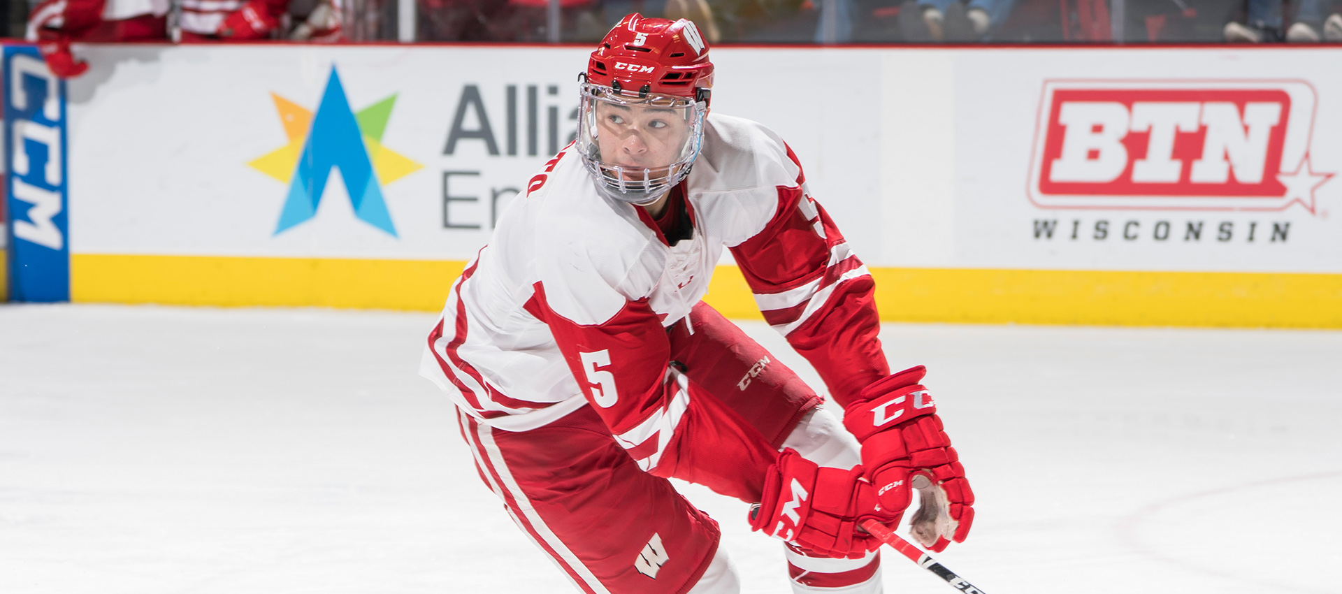 Tyler Inamoto | Men's Hockey | Wisconsin Badgers