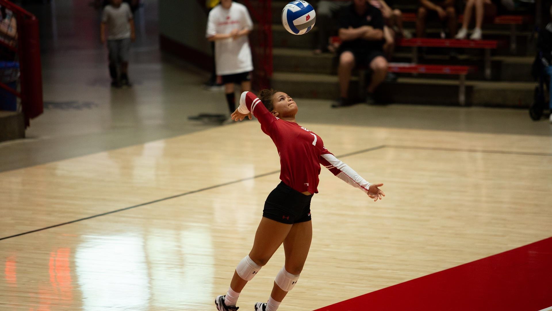 Emma Whitehead | Volleyball | Wisconsin Badgers