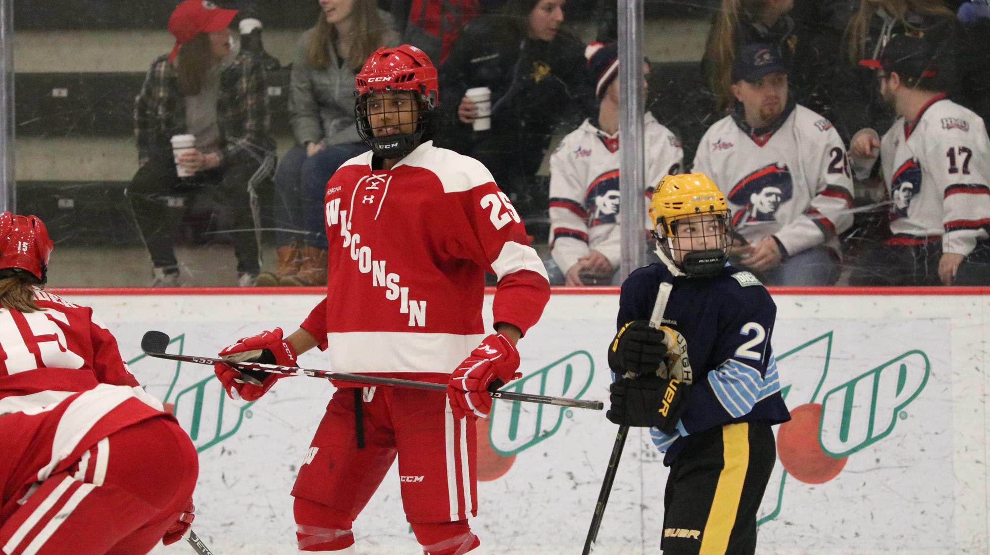 Chayla Edwards | Women's Hockey | Wisconsin Badgers