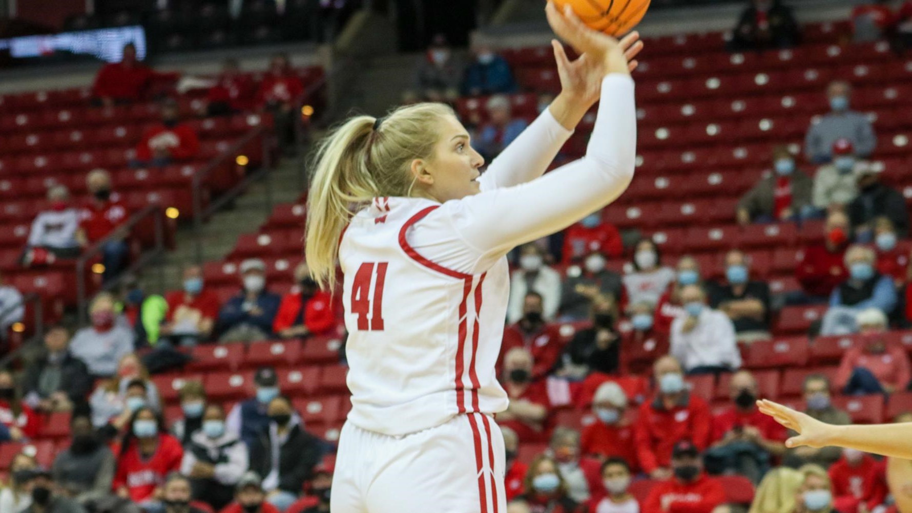 Sara Stapleton | Women's Basketball | Wisconsin Badgers
