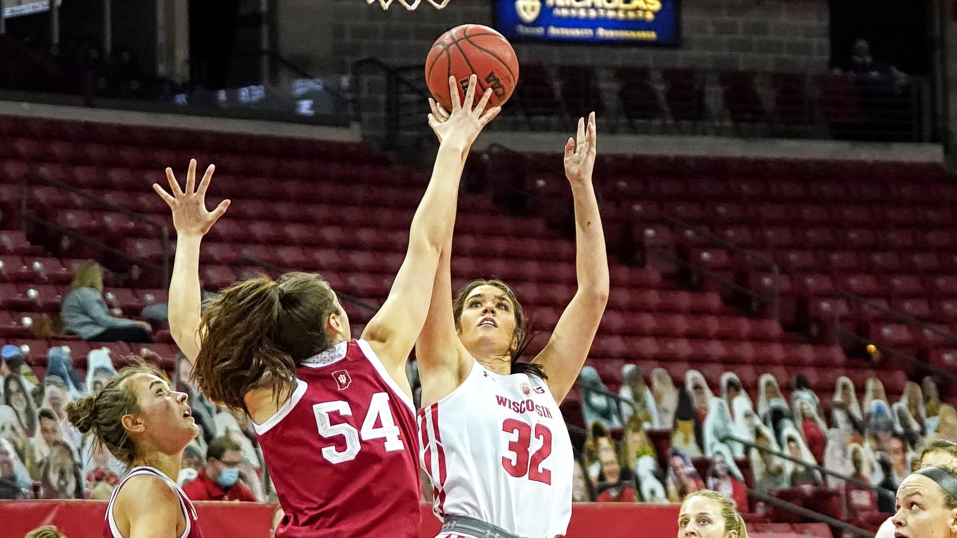 Kate Thompson | Women's Basketball | Wisconsin Badgers