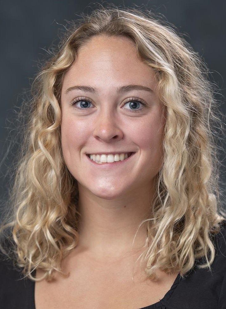 Jenna Silvestri | Assistant to the Head Coach | Football Support Staff ...