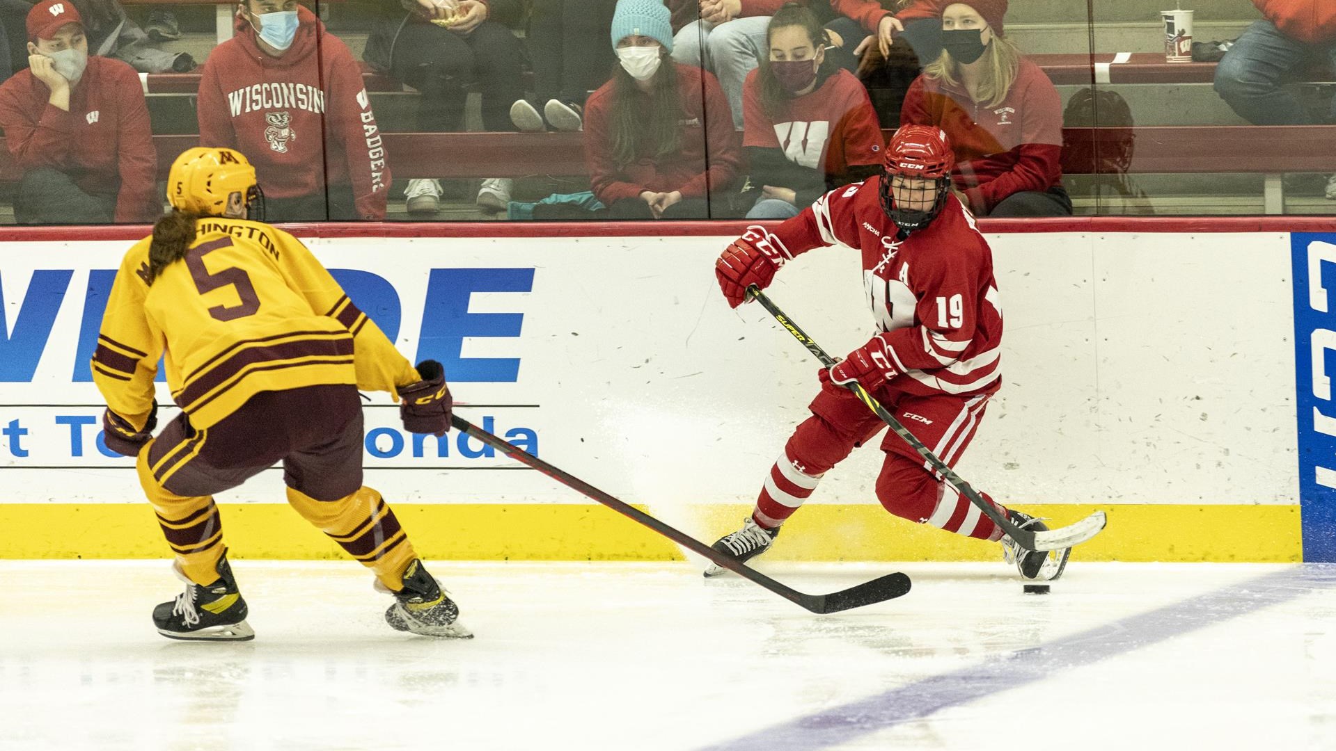Daryl Watts | Women's Hockey | Wisconsin Badgers