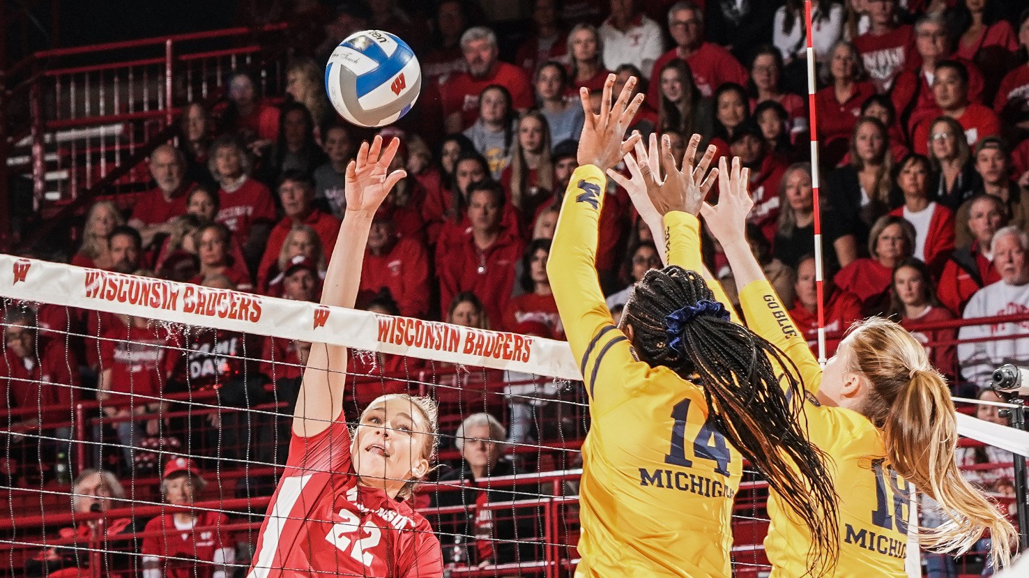 Julia Orzol Volleyball Wisconsin Badgers