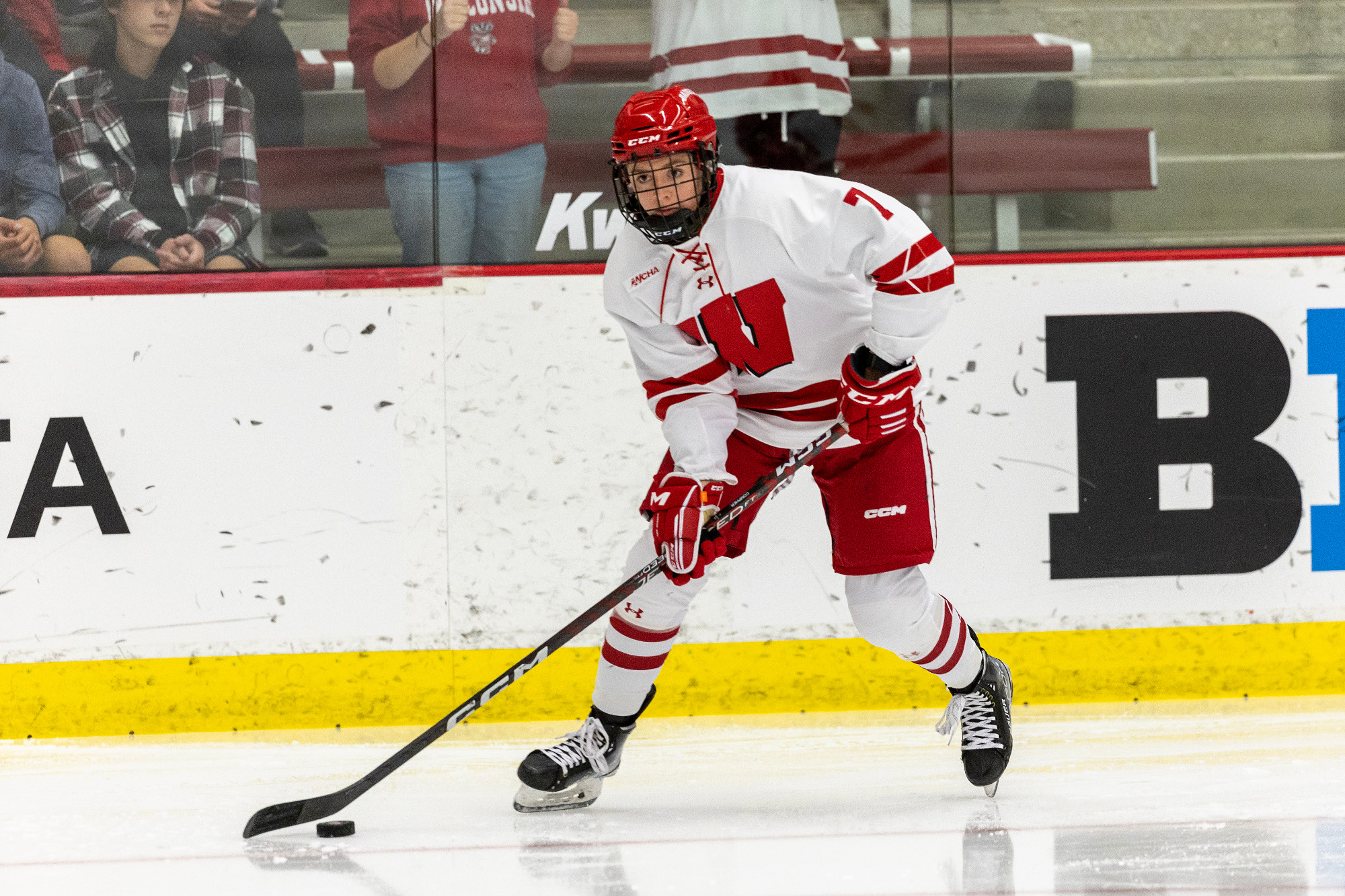 Jesse Compher | Women's Hockey | Wisconsin Badgers