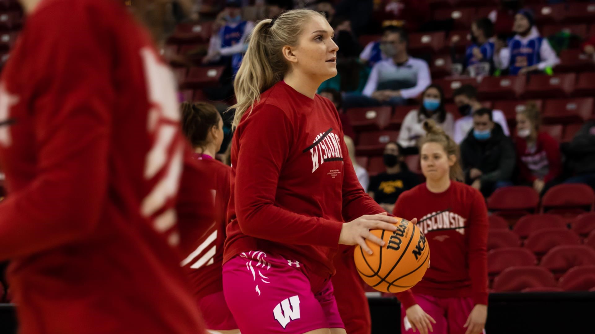 Sara Stapleton | Women's Basketball | Wisconsin Badgers