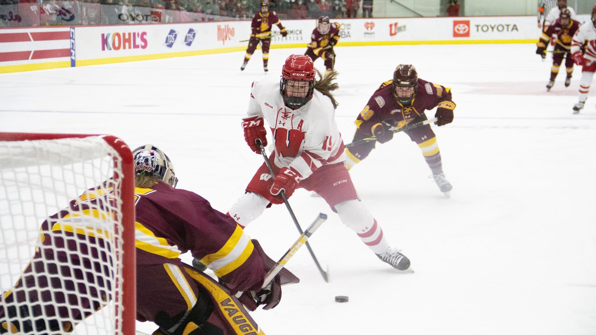 Daryl Watts | Women's Hockey | Wisconsin Badgers