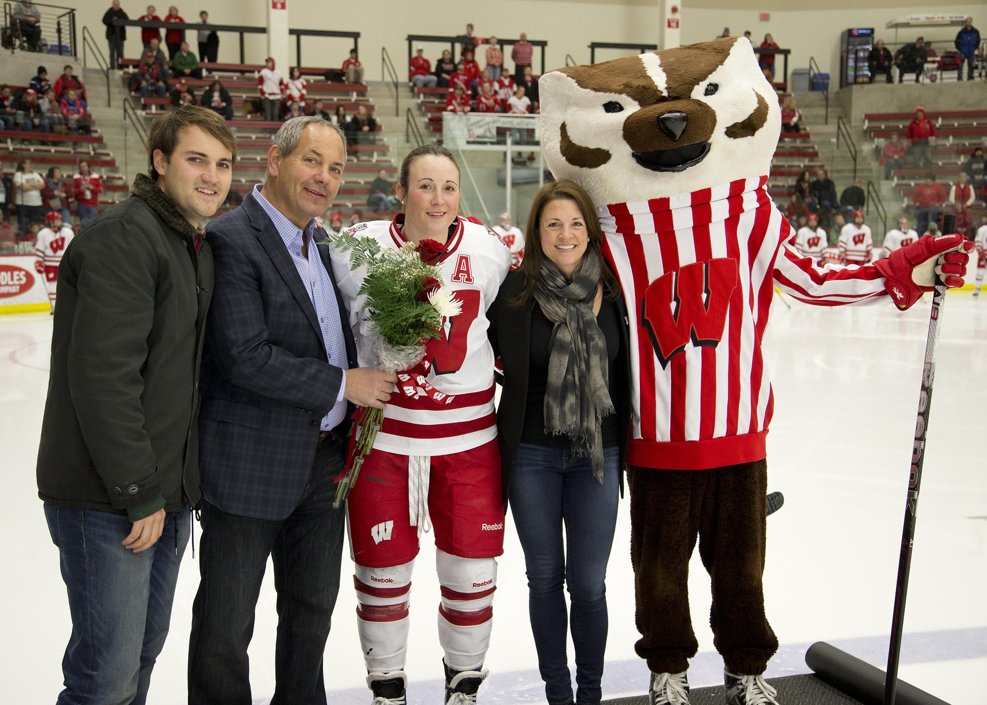 Madison Packer | Women's Hockey | Wisconsin Badgers