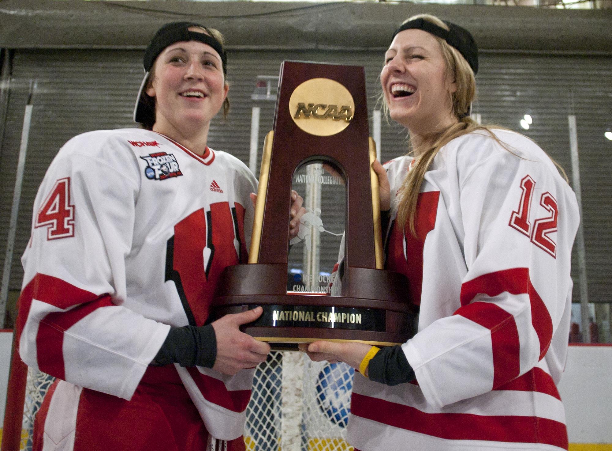 Madison Packer | Women's Hockey | Wisconsin Badgers