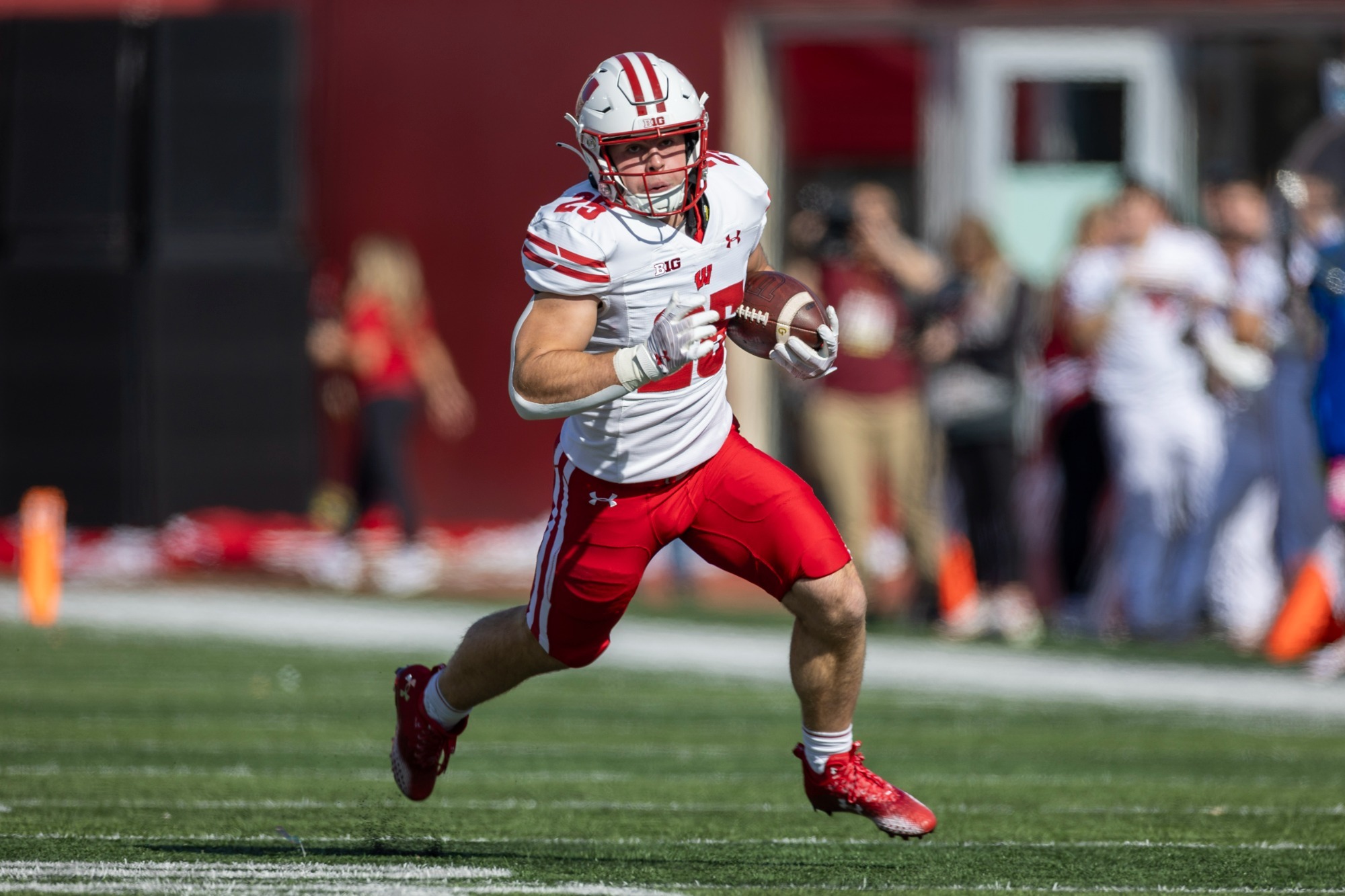 Cade Yacamelli | Football | Wisconsin Badgers