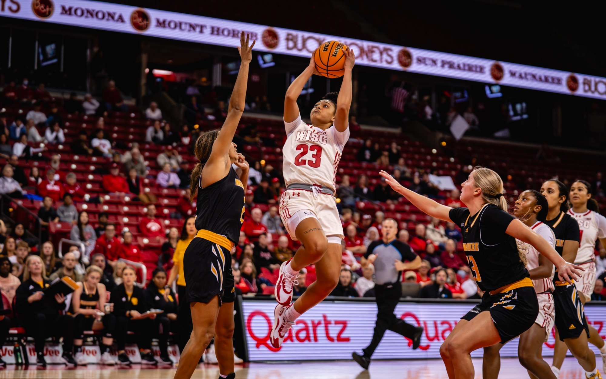 D'Yanis Jimenez | Women's Basketball | Wisconsin Badgers