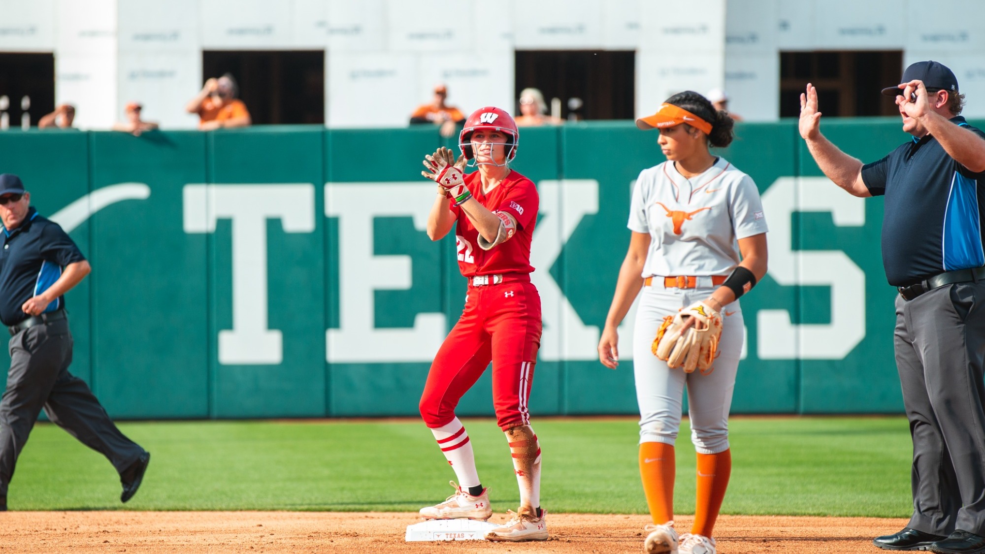 Peyton Bannon | Softball | Wisconsin Badgers