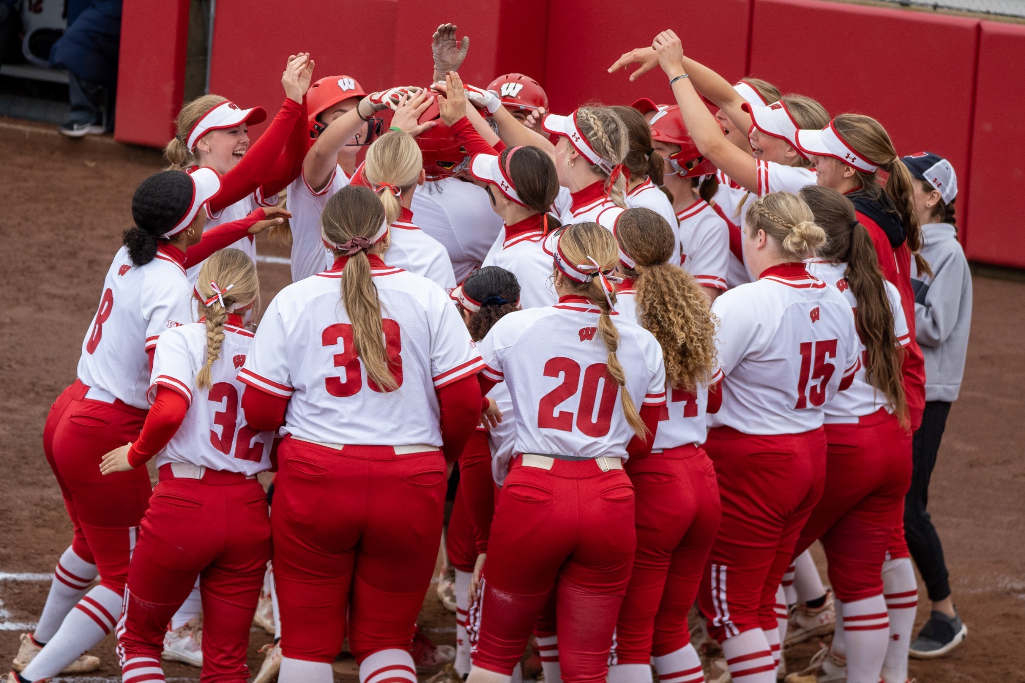 Kayla Konwent | Softball | Wisconsin Badgers