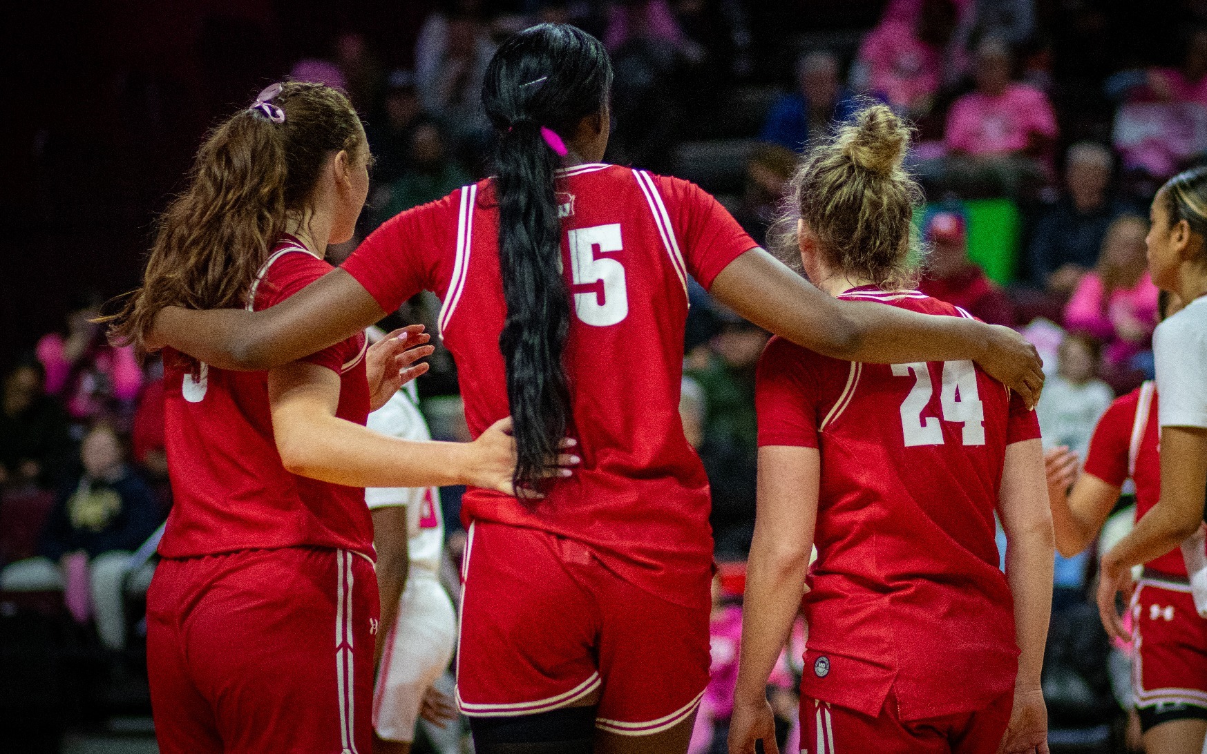 Serah Williams | Women's Basketball | Wisconsin Badgers