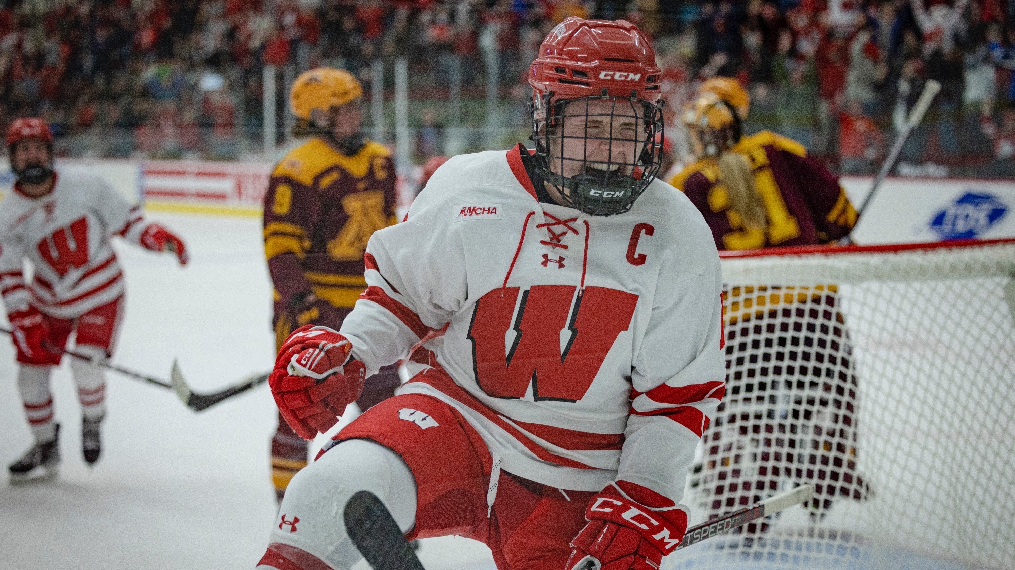 Britta Curl | Women's Hockey | Wisconsin Badgers