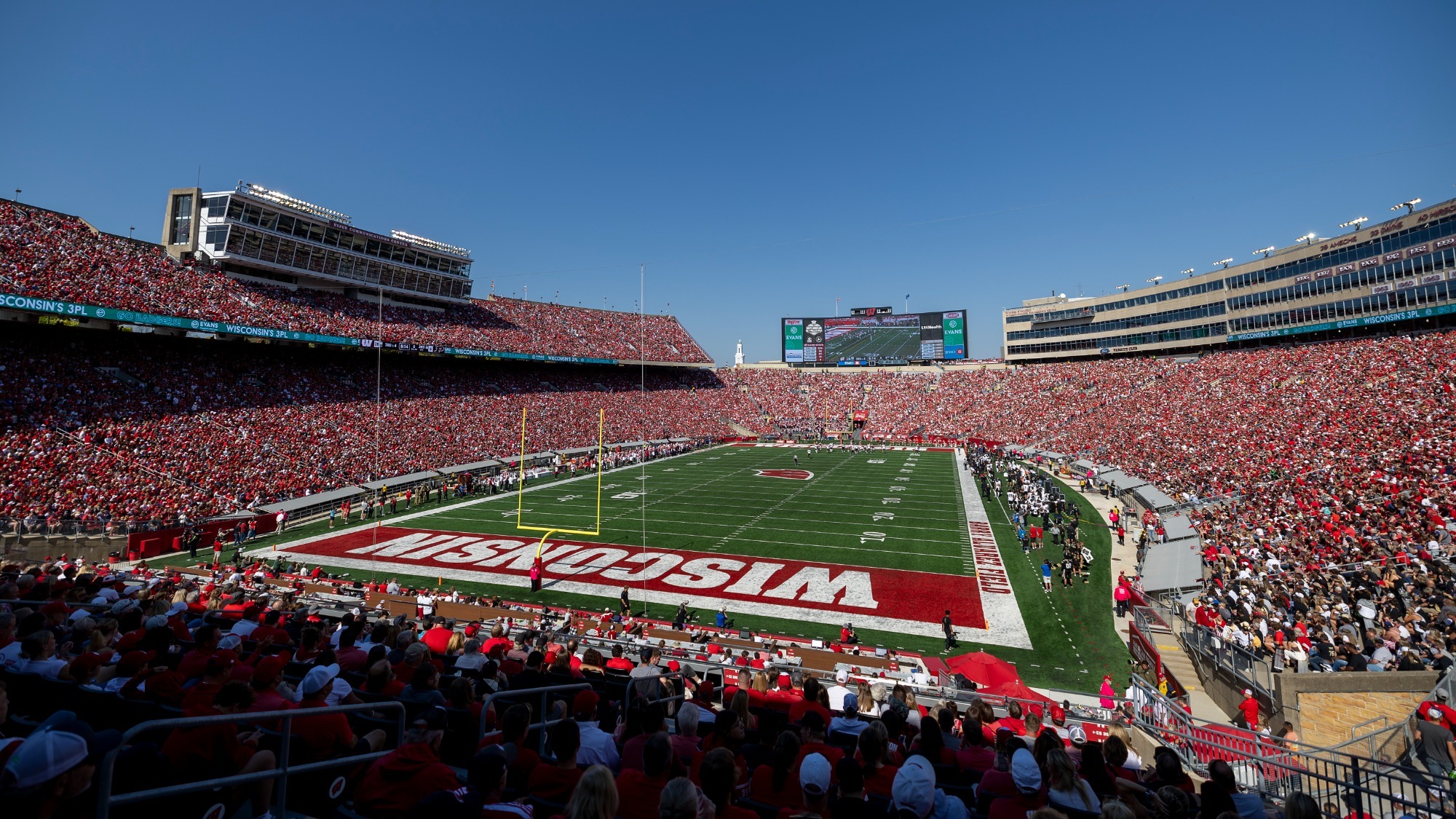 Upper Deck Golf coming to Camp Randall | Wisconsin Badgers