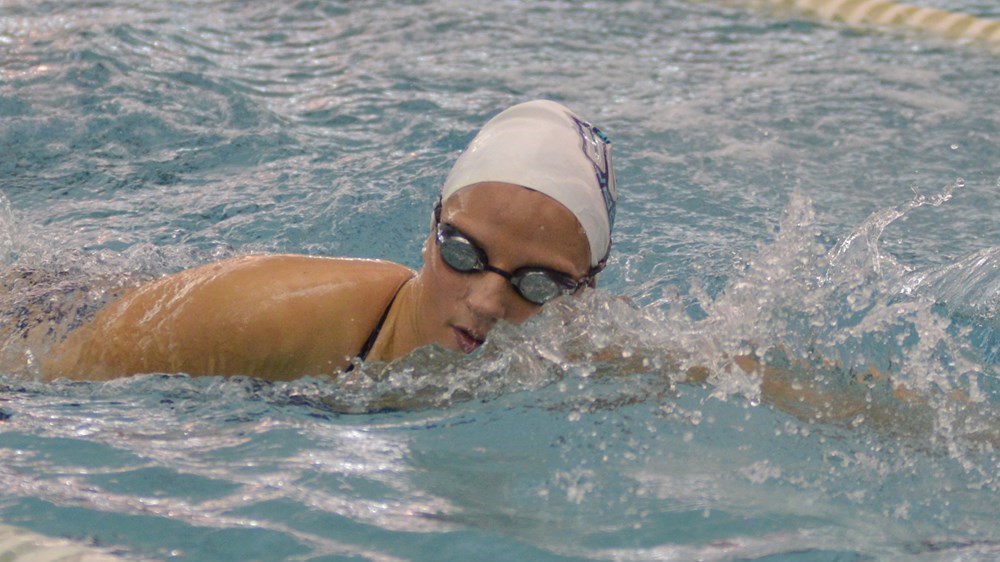 Peggy de Villiers - 2015-16 - Women's Swimming and Diving - University ...