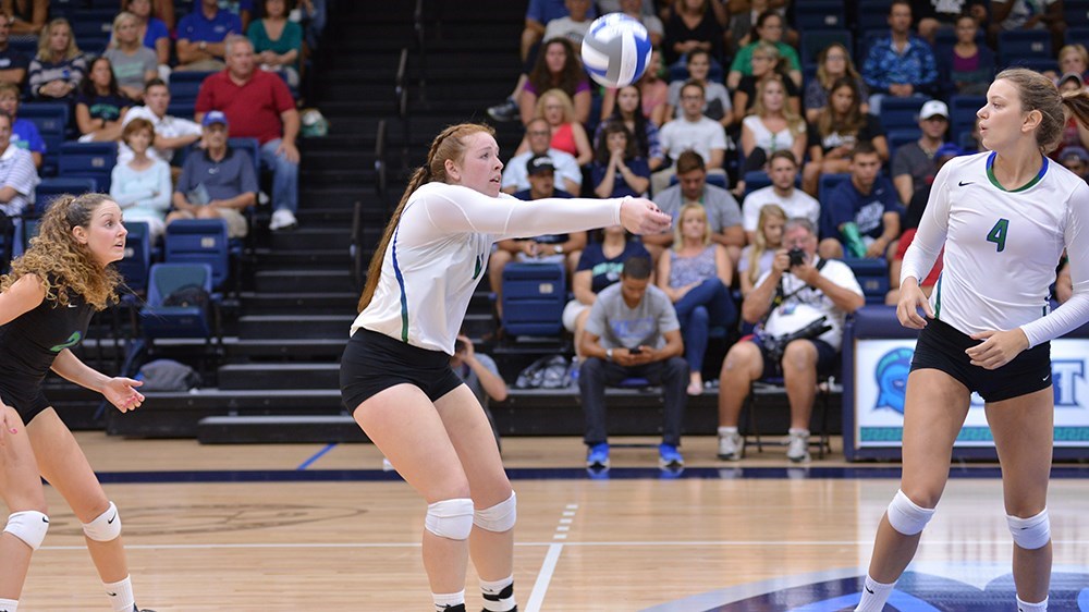 Corisha Smith - 2016 - Women's Volleyball - University of West Florida ...