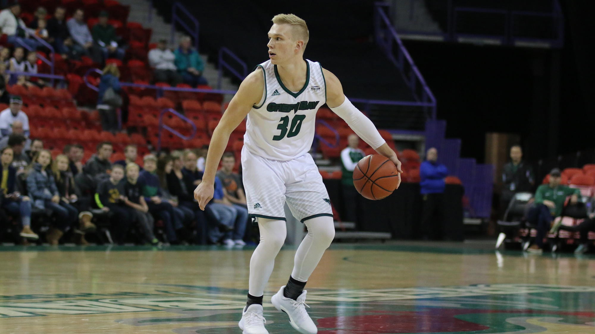 Hunter Crist - Men's Basketball - University of Wisconsin Green Bay ...