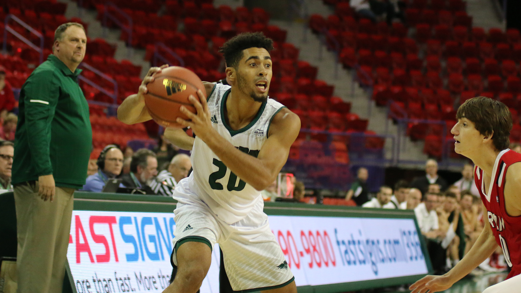 Tyrone Powell - Men's Basketball - University of Wisconsin Green Bay Athletics