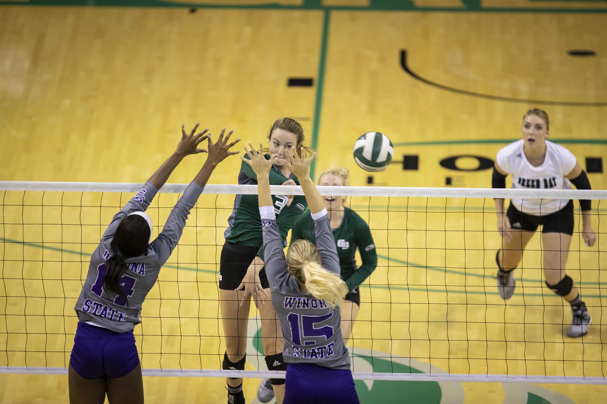 Anna Eaton - Women's Volleyball - University of Wisconsin Green Bay ...