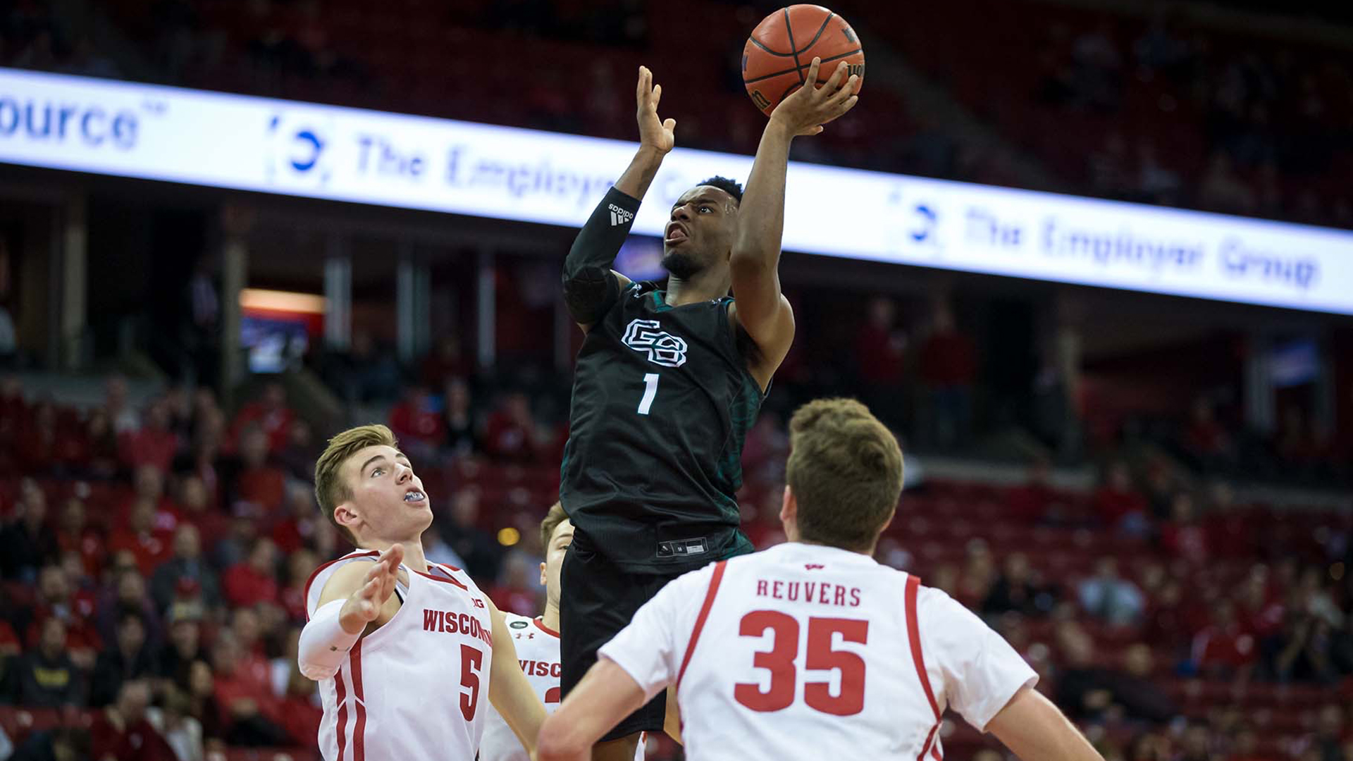 Amari Davis - Men's Basketball - University of Wisconsin Green Bay ...