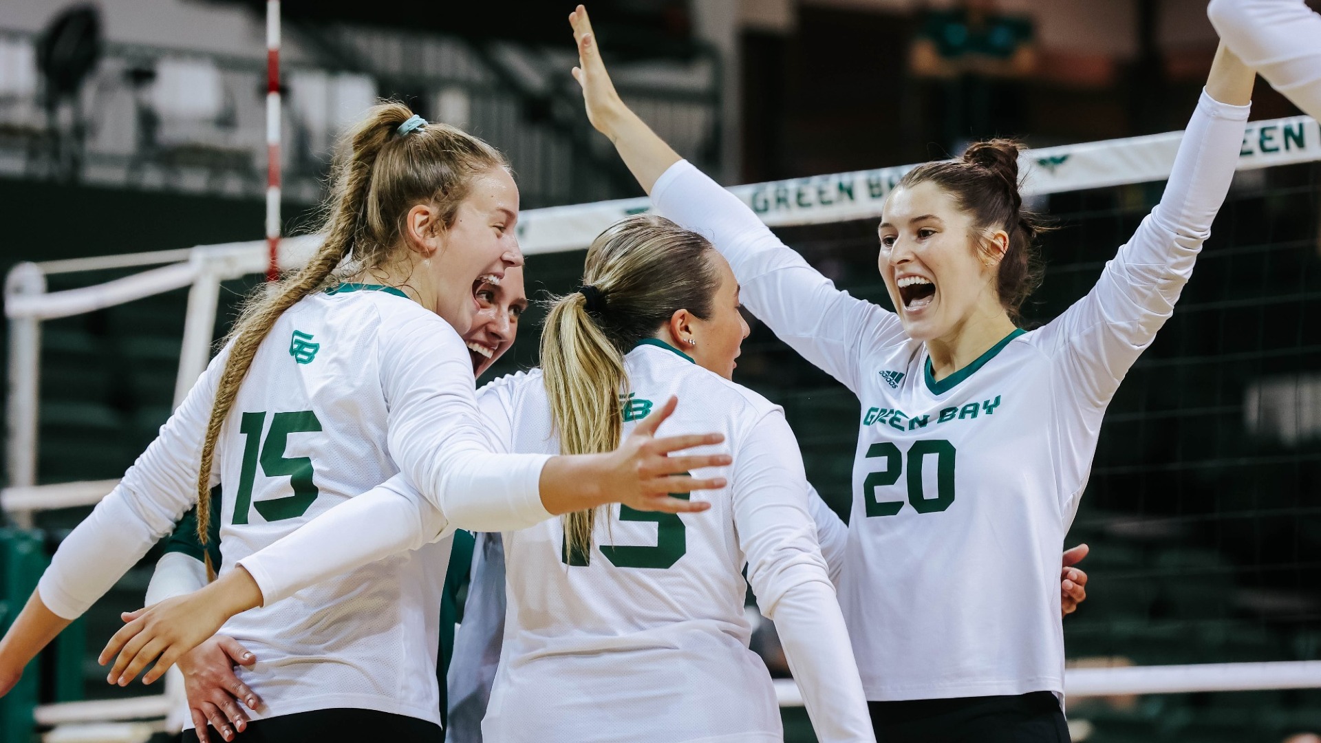 Green Bay Downs Robert Morris for Fourth Straight Win - University of ...