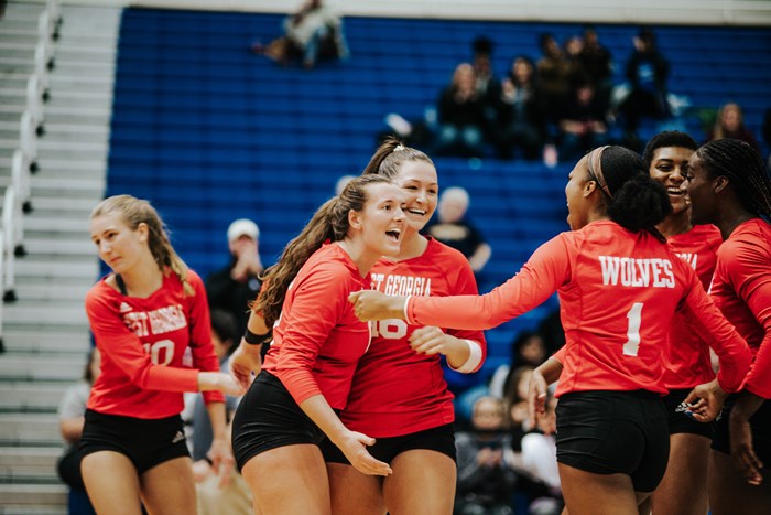Autumn Burnette - 2019 - Women's Volleyball - UWG Wolves | Athletic ...