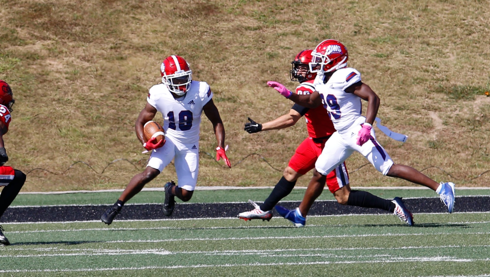 Former Wideout Ronnie Blackmon Signs CFL Contract - UWG Wolves ...