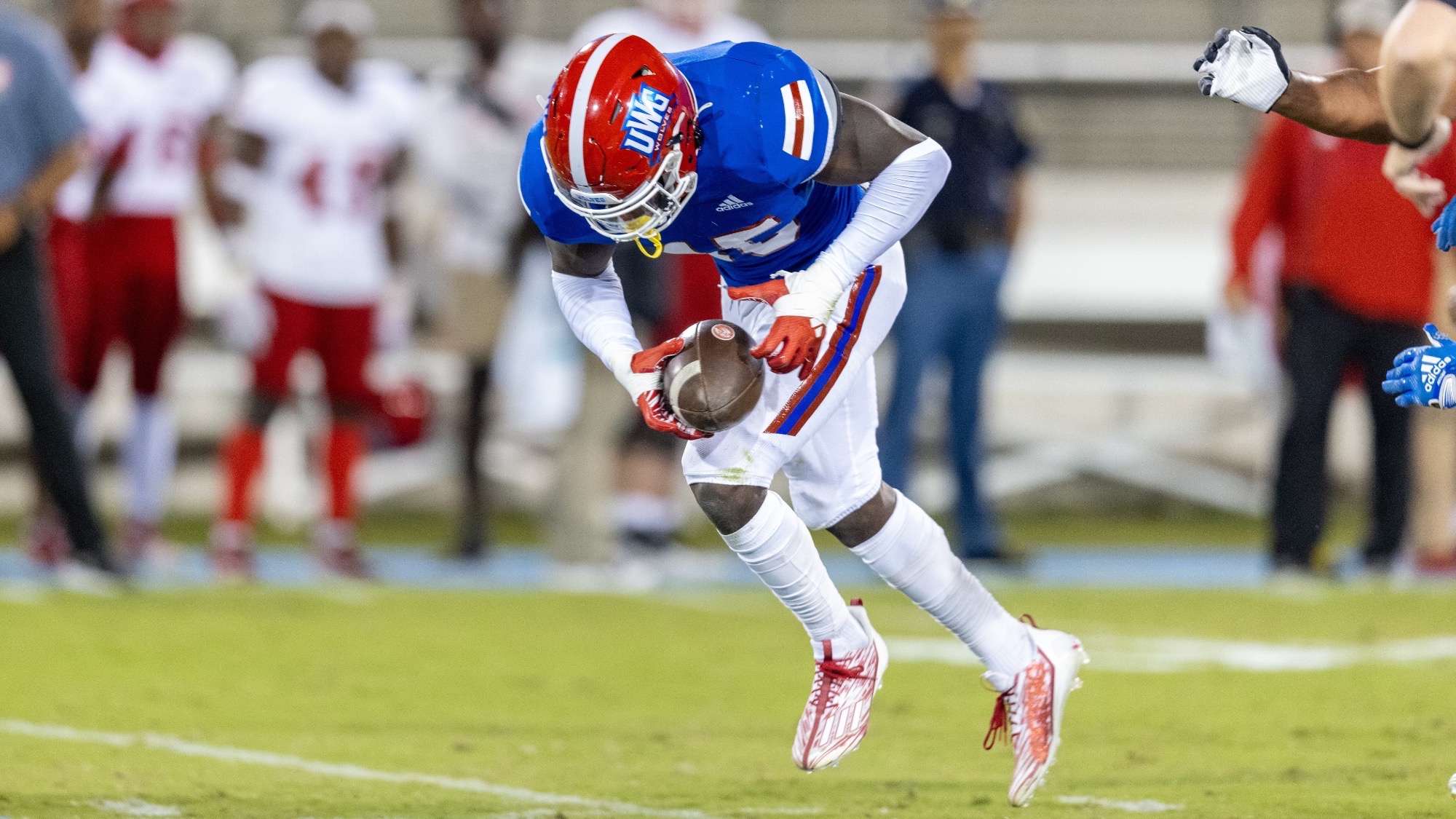 West Georgia Defeats UWA in Return to Ra-Lin - UWG Wolves | Athletic ...