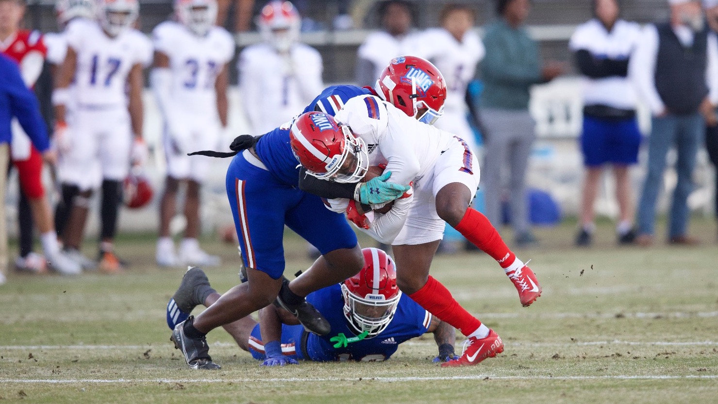 Football Concludes Spring Practice with Spring Game - UWG Wolves ...
