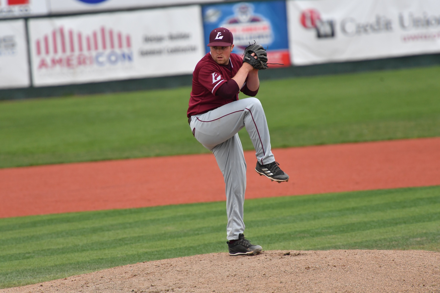UWL Defeats UW-Whitewater; Forces Second Title Game - University of ...