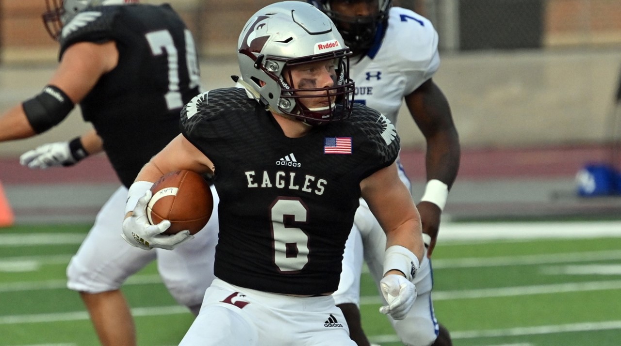 UWL Defeats Dubuque in Home Opener - University of Wisconsin La Crosse ...