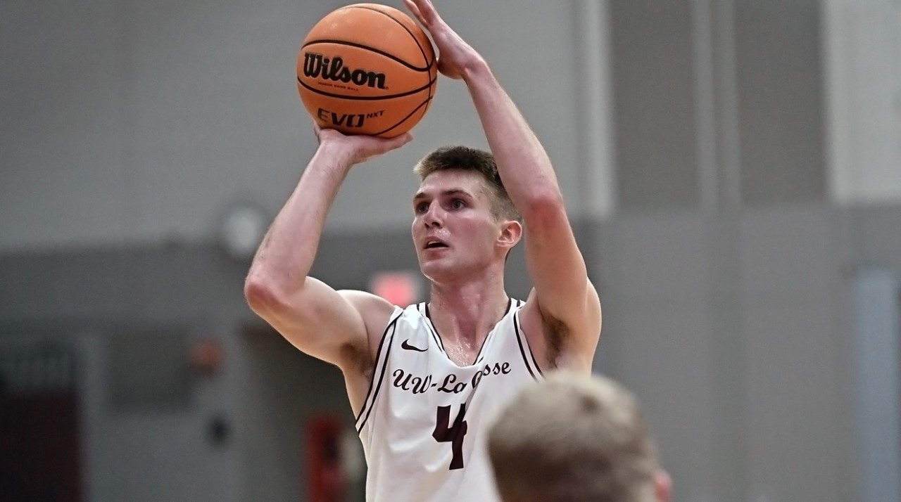 UW-Platteville Rallies in Second Half in Top-10 Match-Up - University ...