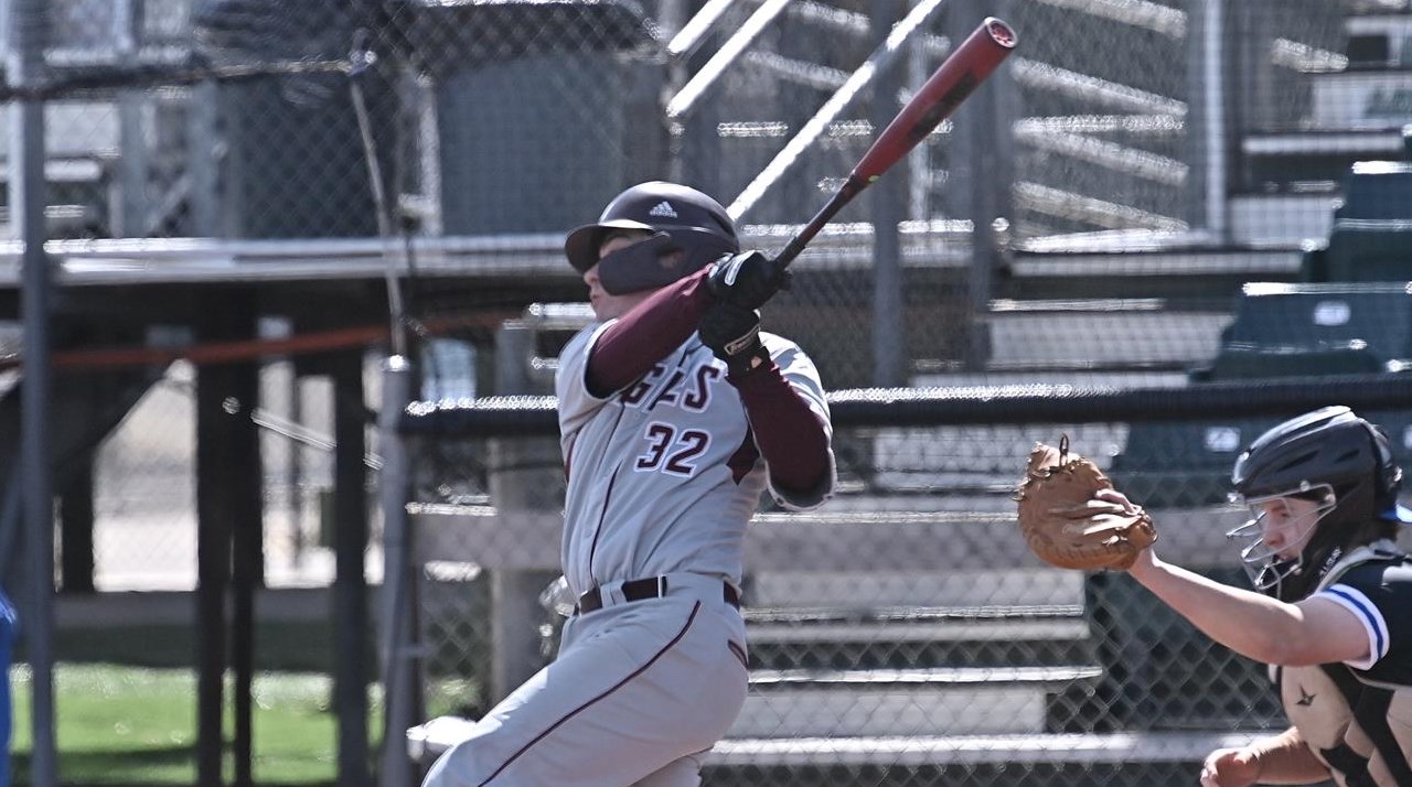 UWL Earns Non-Conference Win over Saint Mary's - University of ...