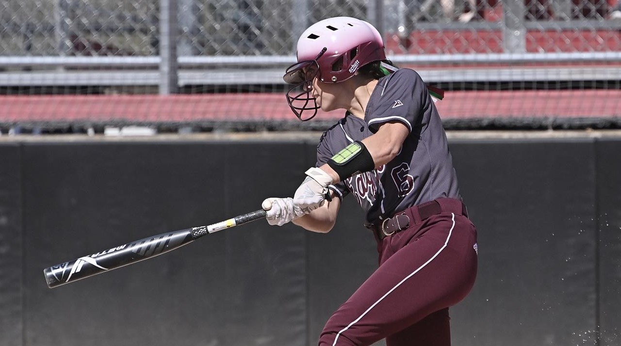 UWL Falls to UW-Eau Claire; Plays in Elimination Game Saturday ...