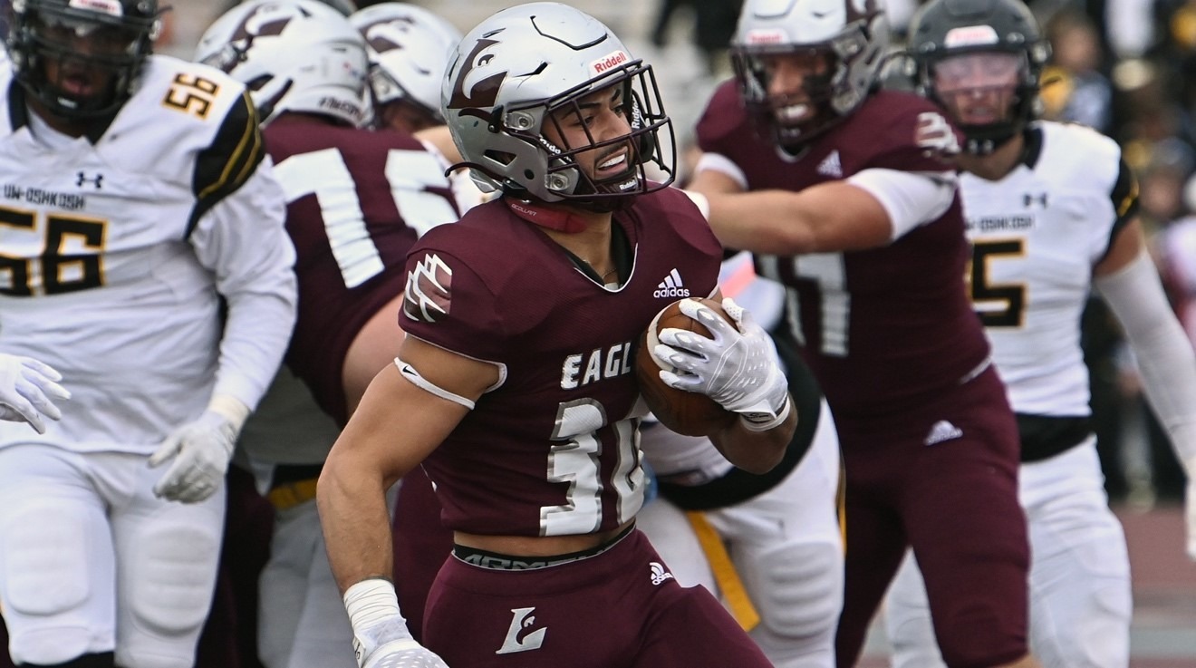 UWL Earns Homecoming Win over UW-Oshkosh; Remains Undefeated in WIAC ...