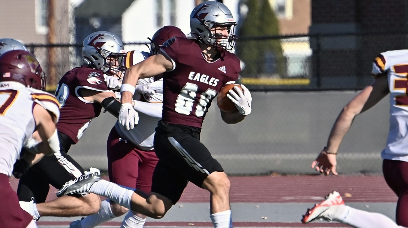 UWL Earns Victory over Minnesota Morris in NCAA III Opening Round in ...