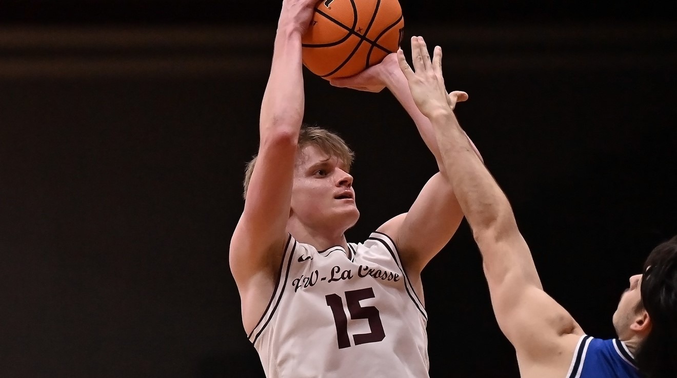 UWL Never Trails in Earning Home Win over Luther; Four Players in ...