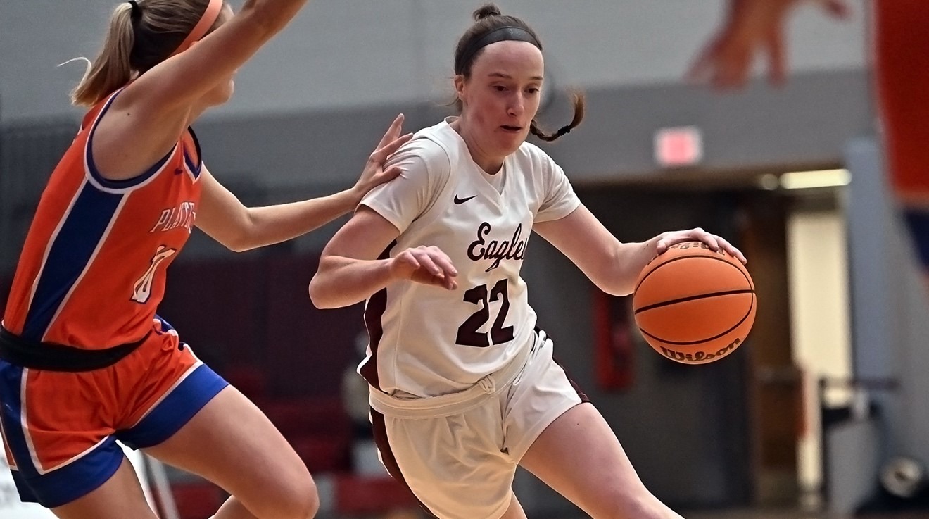 Women's Basketball Drops WIAC Match-up With UW-Platteville; Four ...