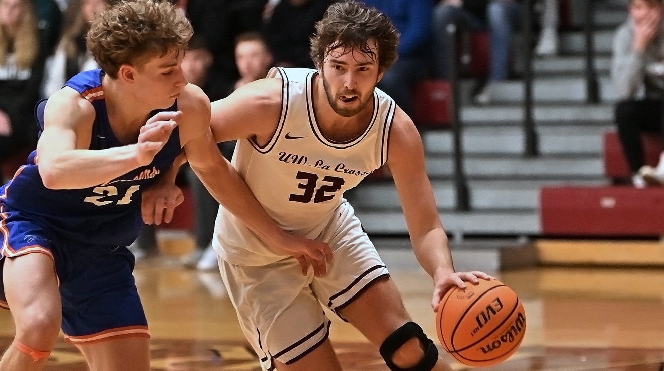 UWL Sees Three-Game Winning Streak Snapped with Loss to Eleventh-Ranked ...