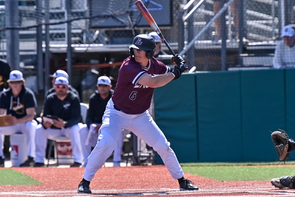Baseball Splits Doubleheader with UW-Oshkosh; Seaman Hits Walk Off in ...